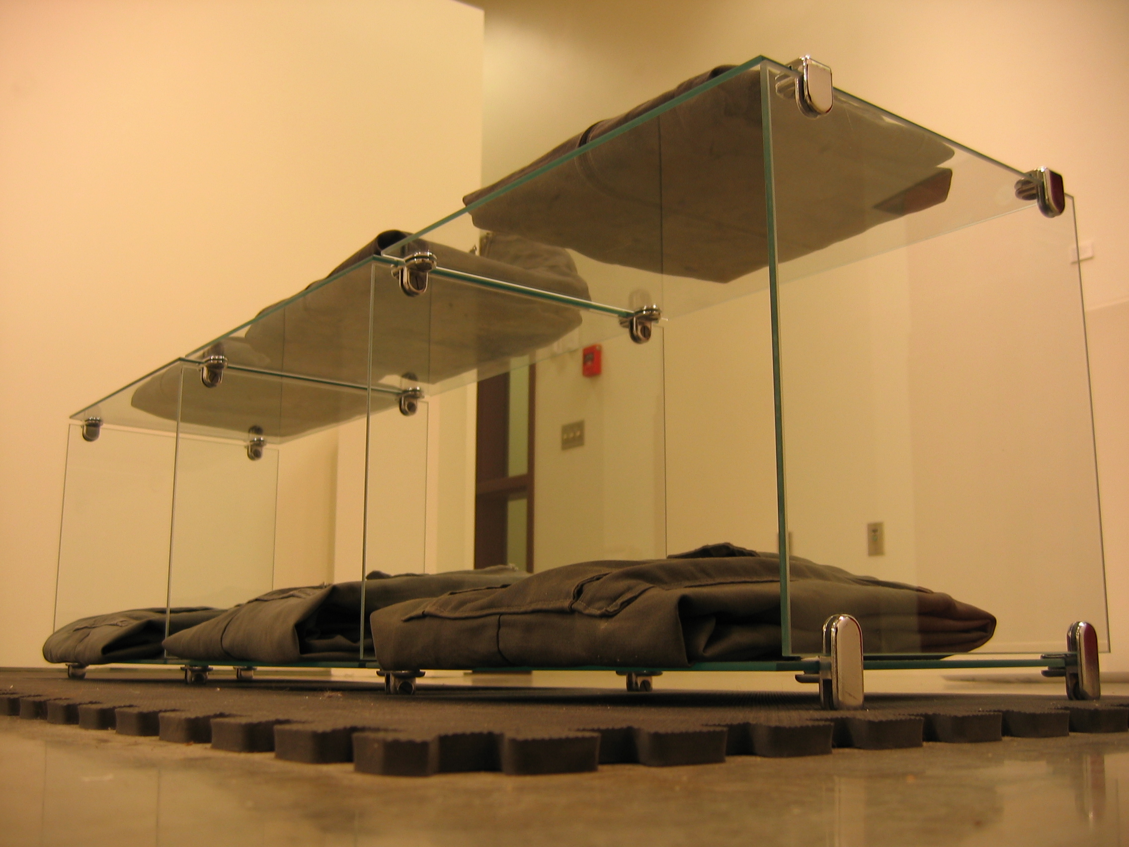 Daniel Reetz Senior Show, 2004